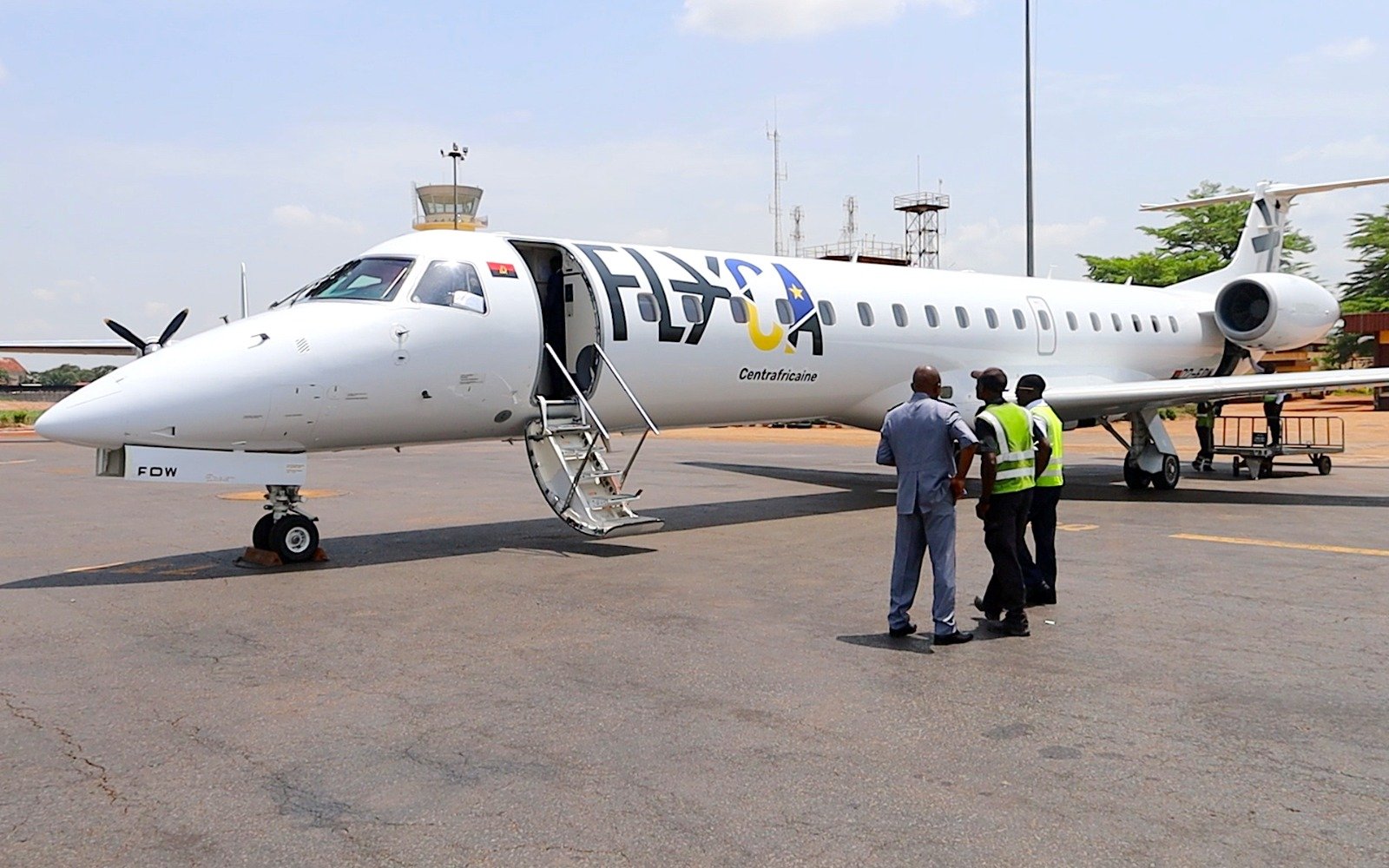 FLY Angola voa para outros mercados em África